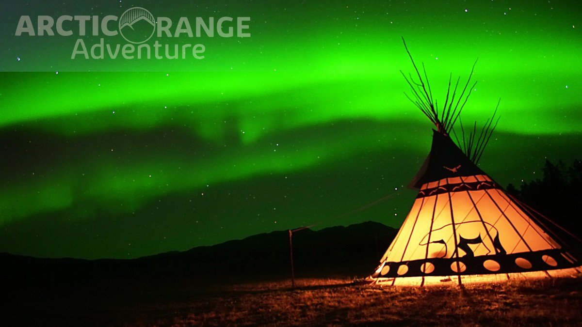 Northern Lights above the tipi | Arctic Range Adventure